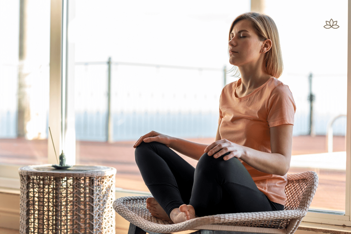 5 Best Meditation Chairs For Back Support - Inspired Life